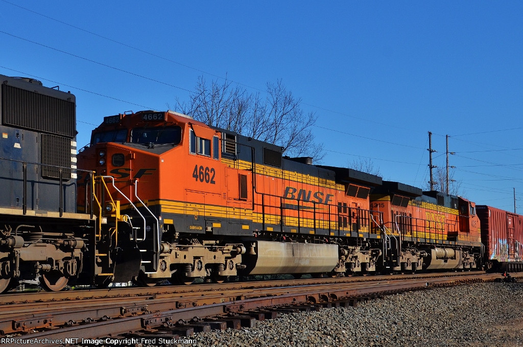 BNSF 4662